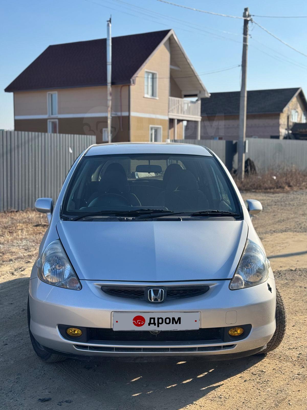 Авто Хонда Фит 2002 года во Владивостоке, продам отличного фита на зимней резине, не гнилой ...